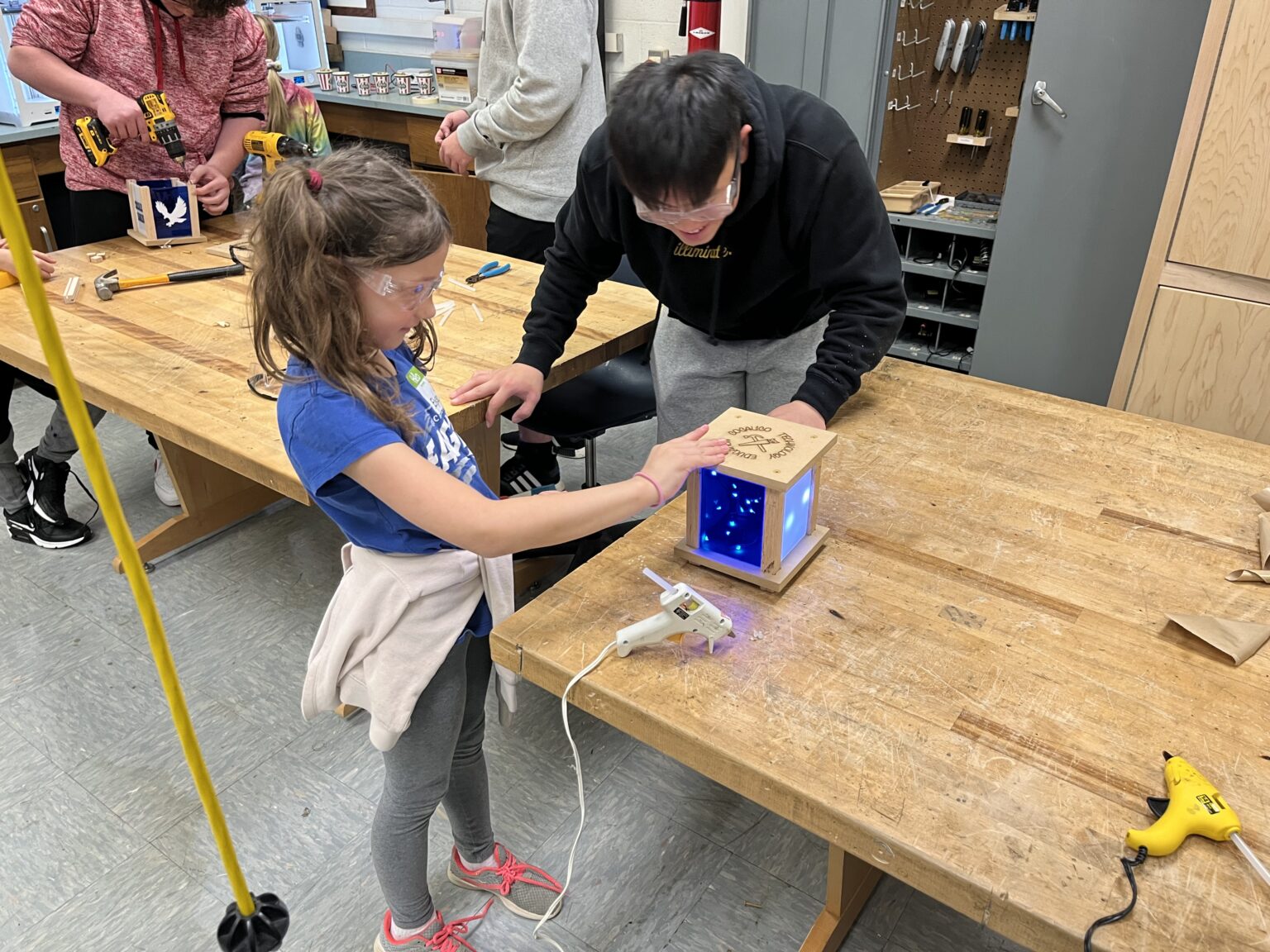 Intergenerational technology education project connects students and ...